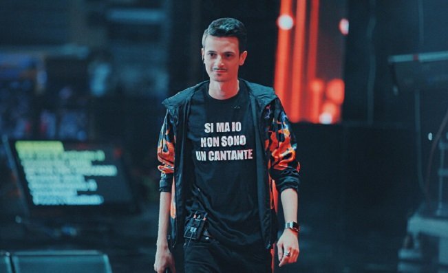 Rovazzi e i "concerti" da 15 minuti